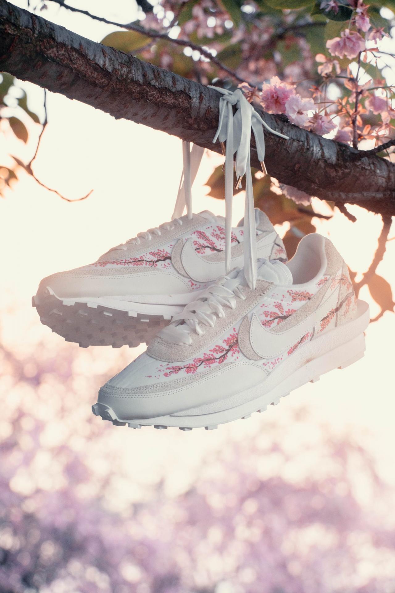 Egyedi sneaker design: Nike X Sacai Waffle "Sakura" a DKC-től | FTSHP blog